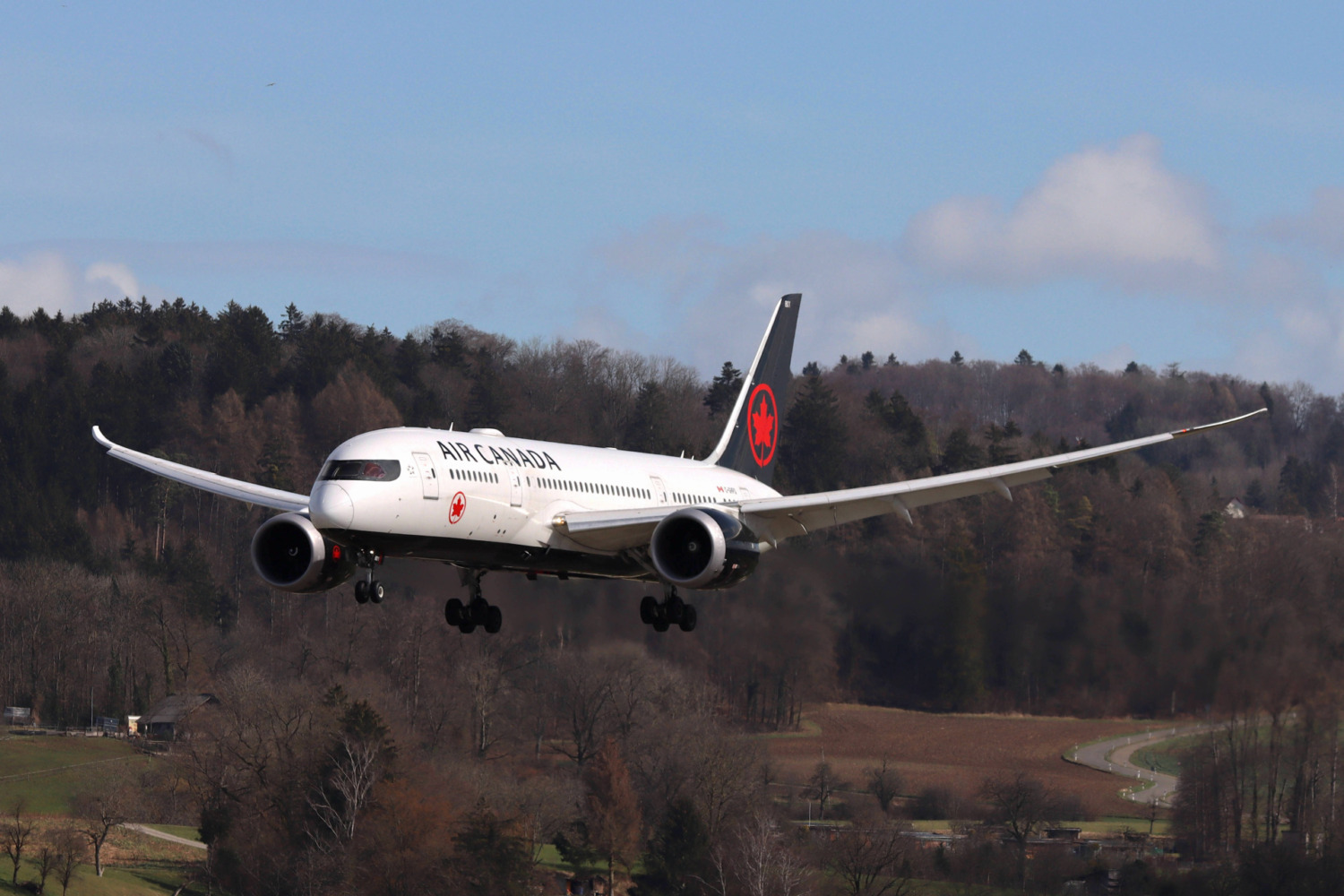 ZRH-Pics - Sky News