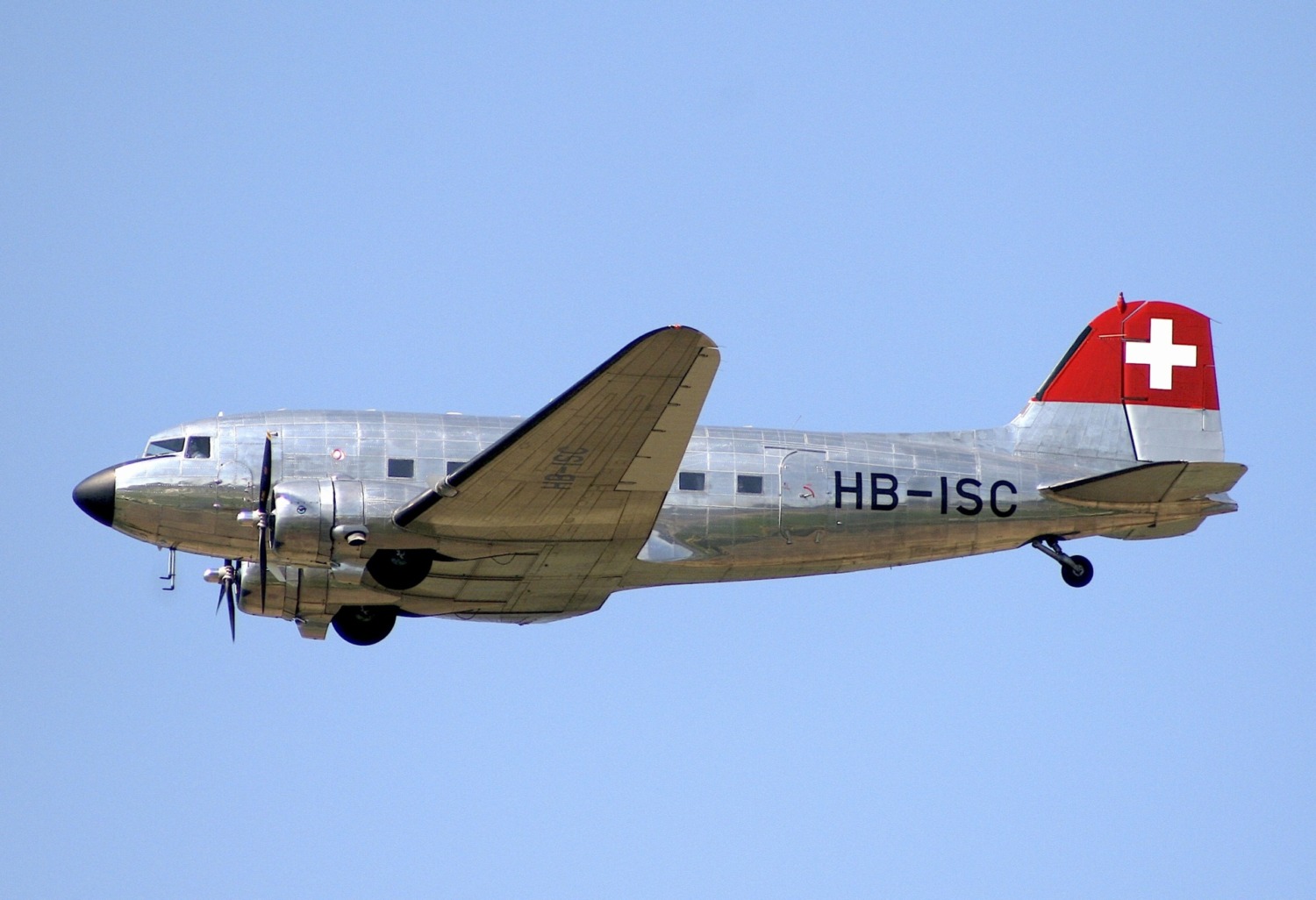 Swissair-DC-3 feiert 80. Geburtstag - Sky News