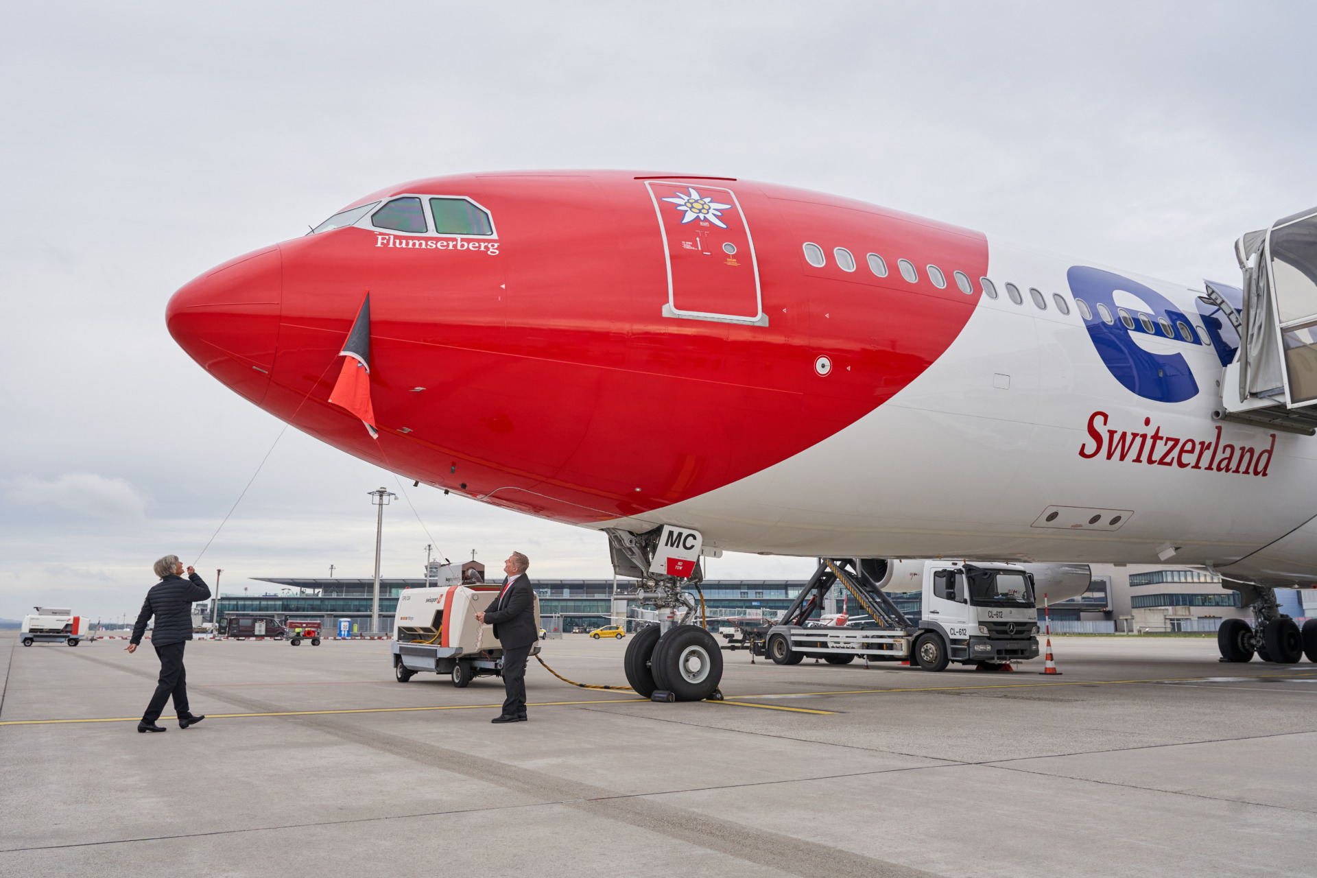 "Maite" Nadig taufte A340 von Edelweiss auf "Flumserberg" - Sky News
